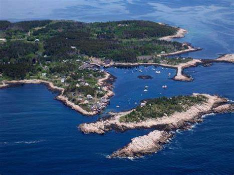Solve Matinicus Island 22 miles off the coast of Maine jigsaw puzzle ...