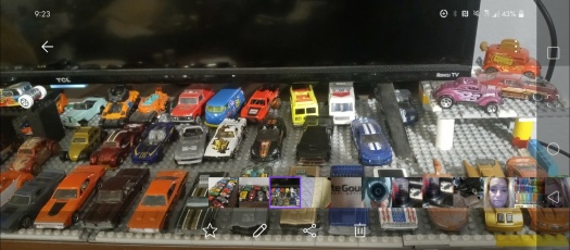 Solve Hot wheels jigsaw puzzle online with 105 pieces