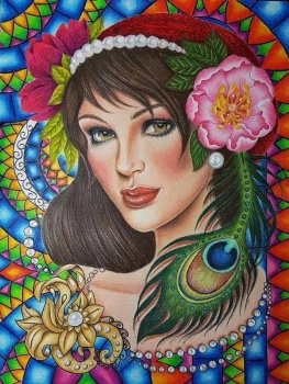 Solve 28a Peacock Feather Headwear jigsaw puzzle online with 88 pieces