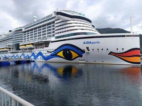 Solve AIDA PERLA DOCKED IN BARBADOS LAST YEAR jigsaw puzzle online with ...