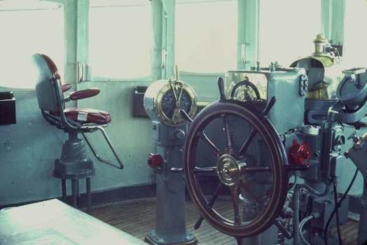 Solve USCGC Cherokee - pilothouse, port side (0781) jigsaw puzzle ...