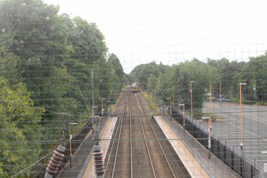 Solve Selly Oak 23-07-2022 BR Class 323 297 by Hunslet approaching seen ...