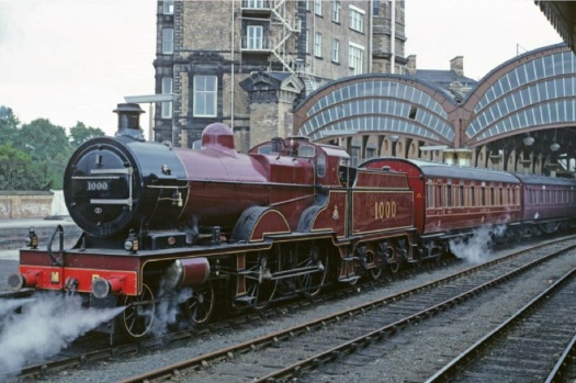 Solve LMS Compound 4-4-0 1000. jigsaw puzzle online with 117 pieces