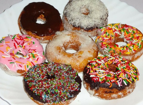 Solve p-Doughnuts_Home_Made jigsaw puzzle online with 176 pieces
