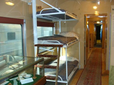 Solve inside an old train jigsaw puzzle online with 48 pieces