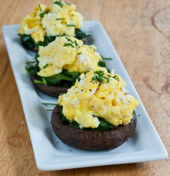 Solve Scrambled Egg Stuffed Portabellos jigsaw puzzle online with 100 ...