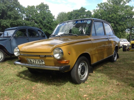 Solve DAF "44" Variomatic - 1975 jigsaw puzzle online with 234 pieces