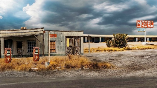 Solve old abandoned hotel gas station (resize 15 to 252 pieces) jigsaw ...