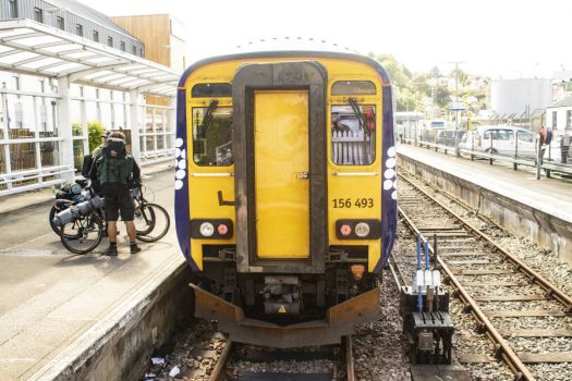 Solve Oban 24-05-2019 BR Class 156 Super Sprinter 493 1987-89 Metro ...