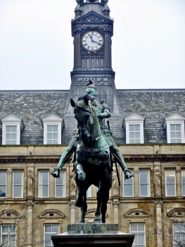 Solve Black Prince & The Old Post Office Building jigsaw puzzle online ...