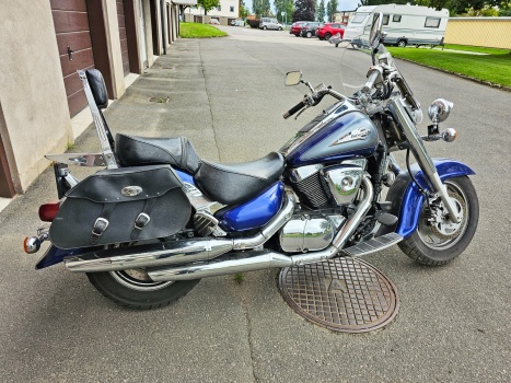 Solve Suzuki 1500cc jigsaw puzzle online with 48 pieces