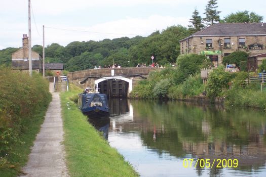 Solve Johnson Hill Top Lock Bridge #82, Leeds & Liverpool Canal jigsaw ...
