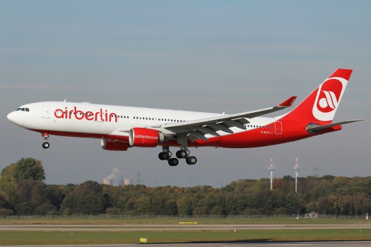 Solve A332 jigsaw puzzle online with 600 pieces