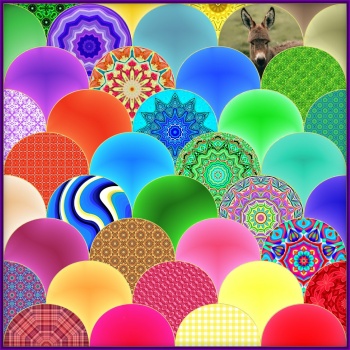 Solve Round Things 4 jigsaw puzzle online with 16 pieces