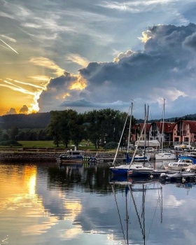 Solve Lipno v marině foto Daniela Kvašnovská jigsaw puzzle online with ...