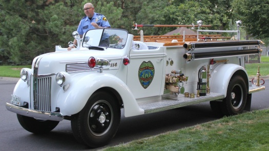 Solve Prison Fire Truck jigsaw puzzle online with 120 pieces