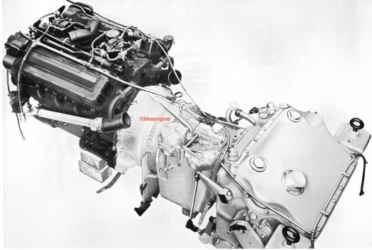 Solve Ford GAF V8 engine jigsaw puzzle online with 96 pieces