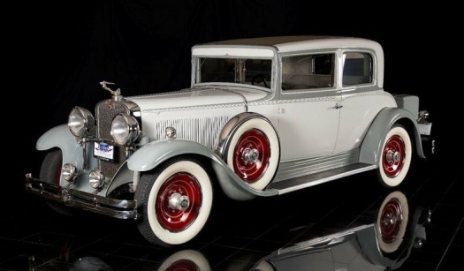 Solve 1931 Nash Eight 99 Victoria jigsaw puzzle online with 66 pieces