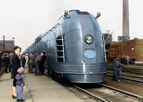 Solve Mercury Train New York Central 1936 jigsaw puzzle online with 96 ...