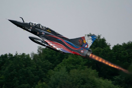 Solve Mirage 2000 Take off. jigsaw puzzle online with 150 pieces