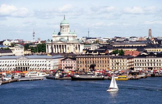 Solve THEME ~ Helsinki, Finland jigsaw puzzle online with 84 pieces