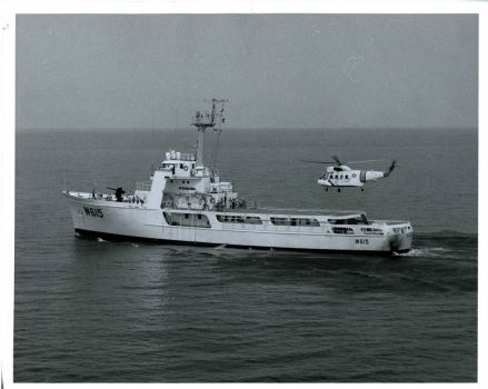 Solve USCGC Dauntless and HH52 helicopter (0339) jigsaw puzzle online ...