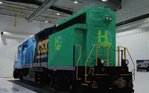 Solve CSX 2100 rear view jigsaw puzzle online with 104 pieces