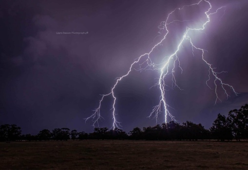 Solve Lightning jigsaw puzzle online with 70 pieces