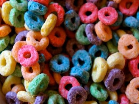 Solve Fruit Loops Cereal jigsaw puzzle online with 35 pieces