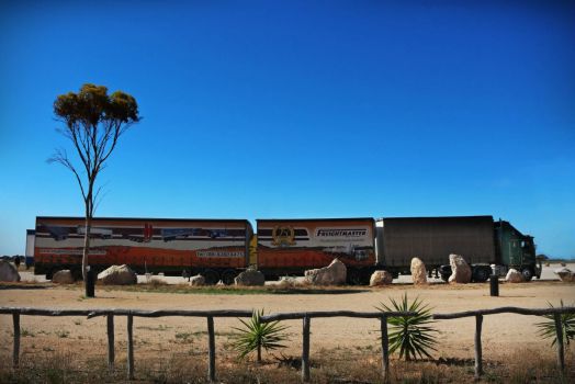 Solve Road Train along the Nullarbor Desert jigsaw puzzle online with ...