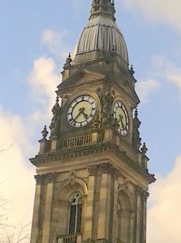 Solve Bolton Town Hall Clock Tower (1) jigsaw puzzle online with 30 pieces
