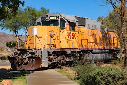 Solve UP Engine #9950 jigsaw puzzle online with 54 pieces