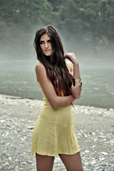 Solve Model Lisa jigsaw puzzle online with 70 pieces