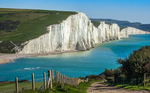 Solve Seven Sisters Cliff, Sussex, UK jigsaw puzzle online with 104 pieces