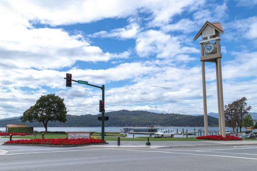 Solve IDAHO'S TALLEST CLOCK jigsaw puzzle online with 96 pieces