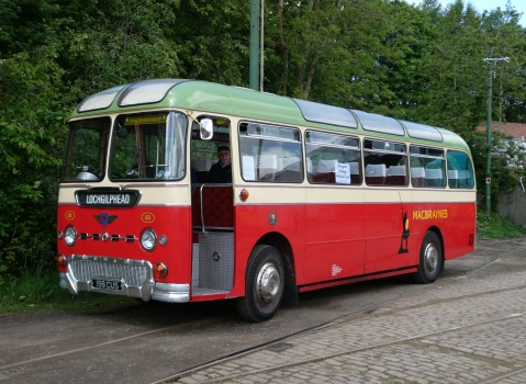 Solve 1961 AEC Reliance/Duple jigsaw puzzle online with 300 pieces