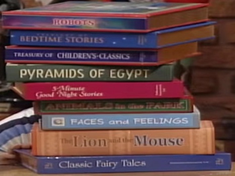 Solve books jigsaw puzzle online with 12 pieces