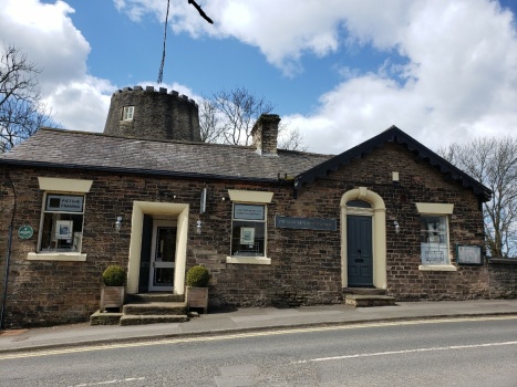 Solve Parbold jigsaw puzzle online with 20 pieces