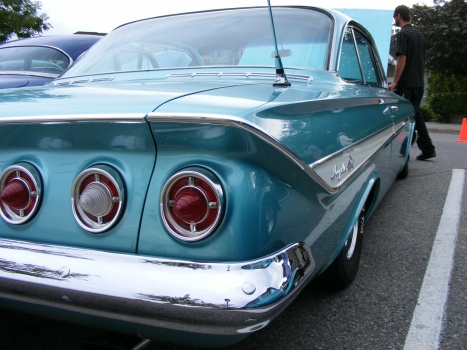 Solve 61 Chevrolet Impala jigsaw puzzle online with 221 pieces