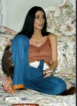 Solve Cher Oscar winner, Best Actress 1988 Moonstruck jigsaw puzzle ...