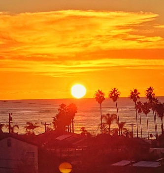 Solve Sunset Cliffs Sunset 11/5 No. 1 jigsaw puzzle online with 25 pieces