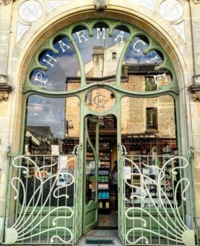 Solve Pharmacy, Art Nouveau jigsaw puzzle online with 30 pieces