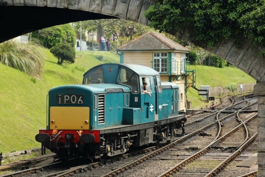 Solve BR Class 17 Clayton D8568 at Swanage, 12th May 2023. jigsaw ... Solve BR Class 17 Clayton D8568 at Swanage, 12th May 2023. jigsaw ...