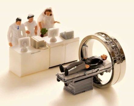Solve Miniature CT scan jigsaw puzzle online with 63 pieces