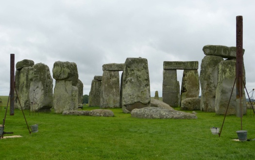 Solve Stonehenge, UK jigsaw puzzle online with 228 pieces