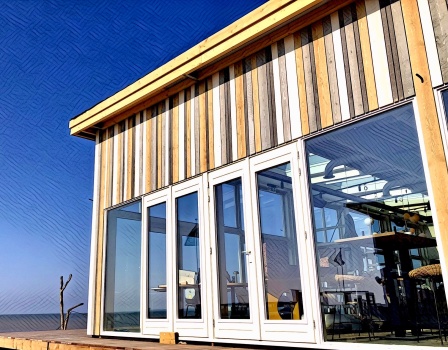 Solve Castricum aan Zee jigsaw puzzle online with 80 pieces