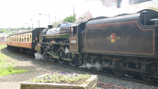 Solve LMS Class 5MT 4-6-0 45428 Eric Treacy. jigsaw puzzle online with ...