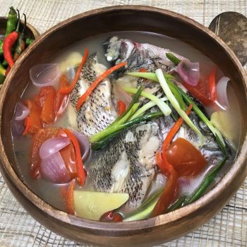 Solve Sinabawang Isda: Filipino Fish Soup jigsaw puzzle online with 529 ...