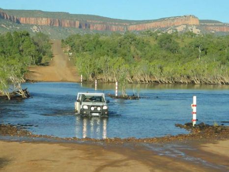 Solve River Crossing, outback Australia jigsaw puzzle online with 35 pieces