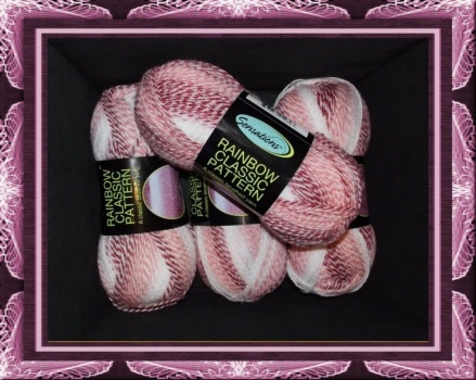 Solve Pretty yarn jigsaw puzzle online with 120 pieces